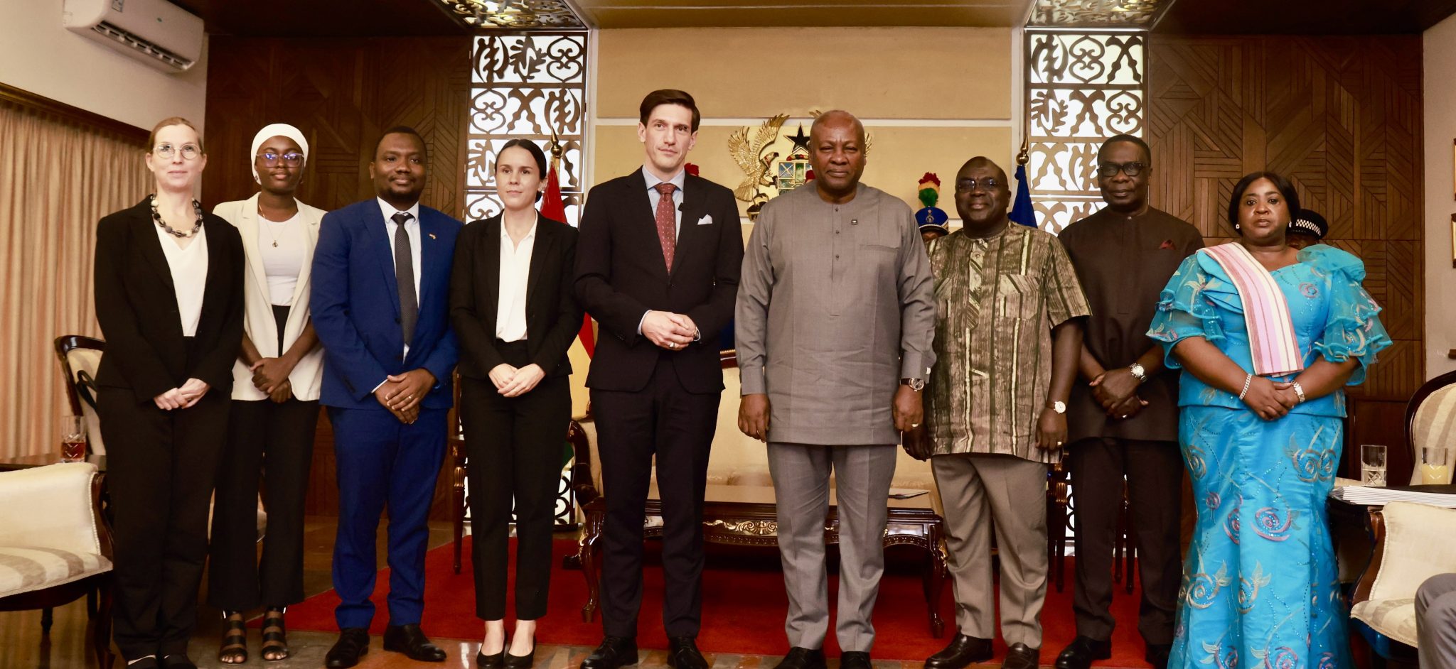 HIS EXCELLENCY THE PRESIDENT OF THE REPUBLIC OF GHANA RECEIVES THE ...